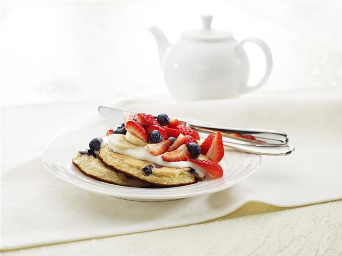 LiveLighter - Healthy Banana Berry Pikelets Recipe
