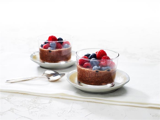LiveLighter - Healthy Choc Berry Chia Pudding Recipe