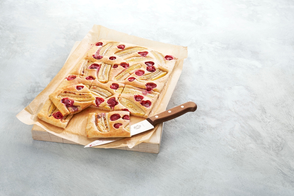 LiveLighter - Healthy Tray Bake Pancakes Recipe